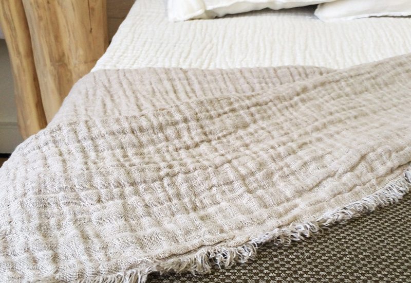 LINEN THROW by SAFARI LIVING | green magazine