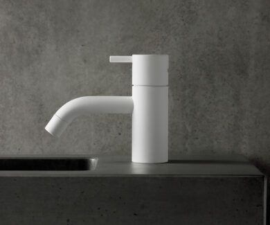 VOLA T39 Built-in Towel Rail | green magazine